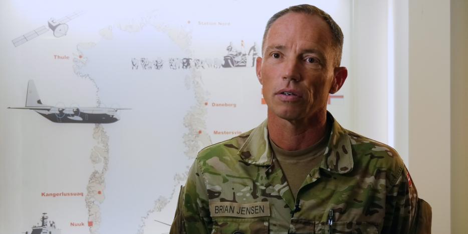 Strandet krydstogtsskib forsøgt trukket fri | KNR